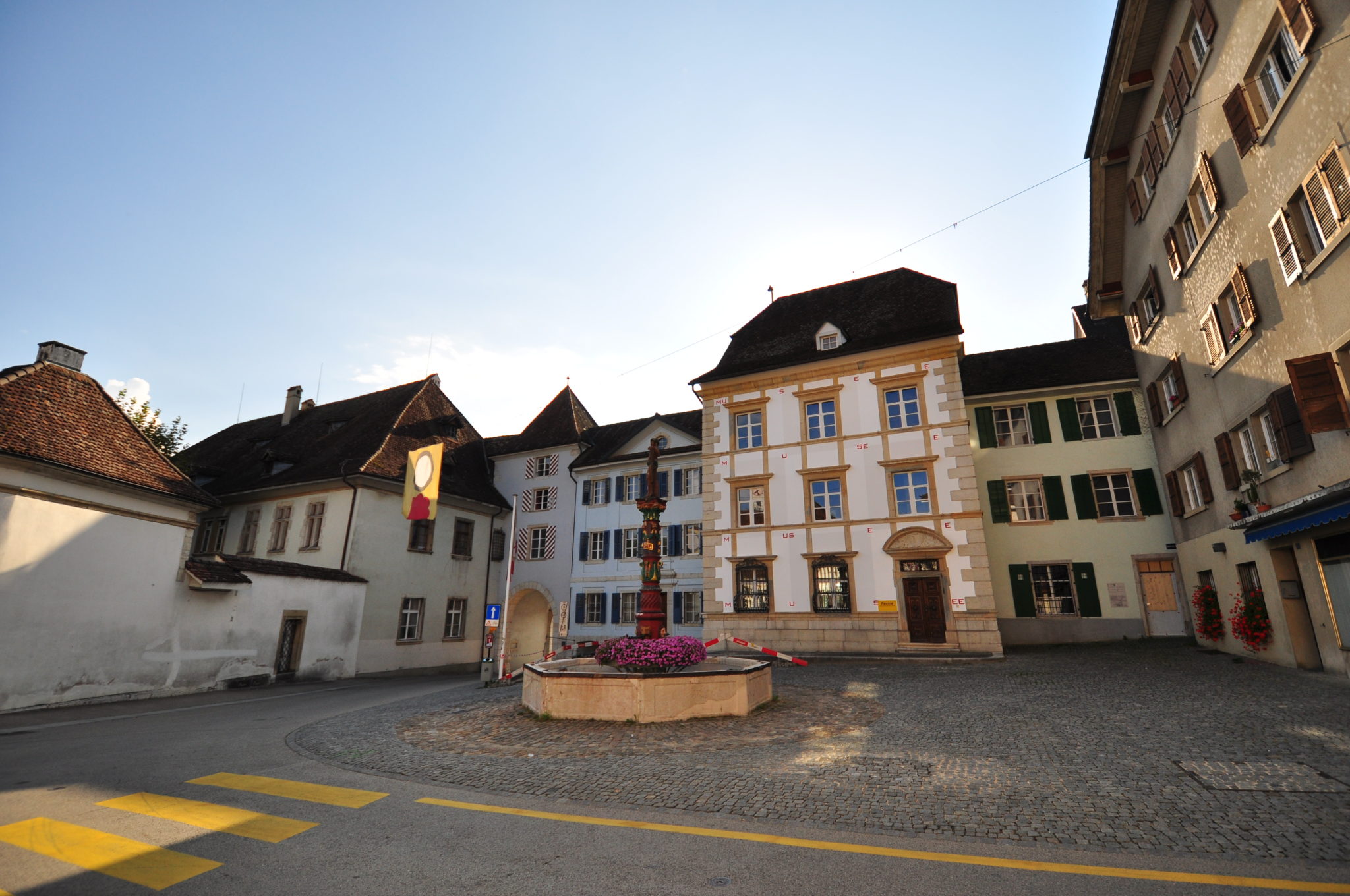 Visite guidée de la ville de Delémont (1h00) – Delémont région