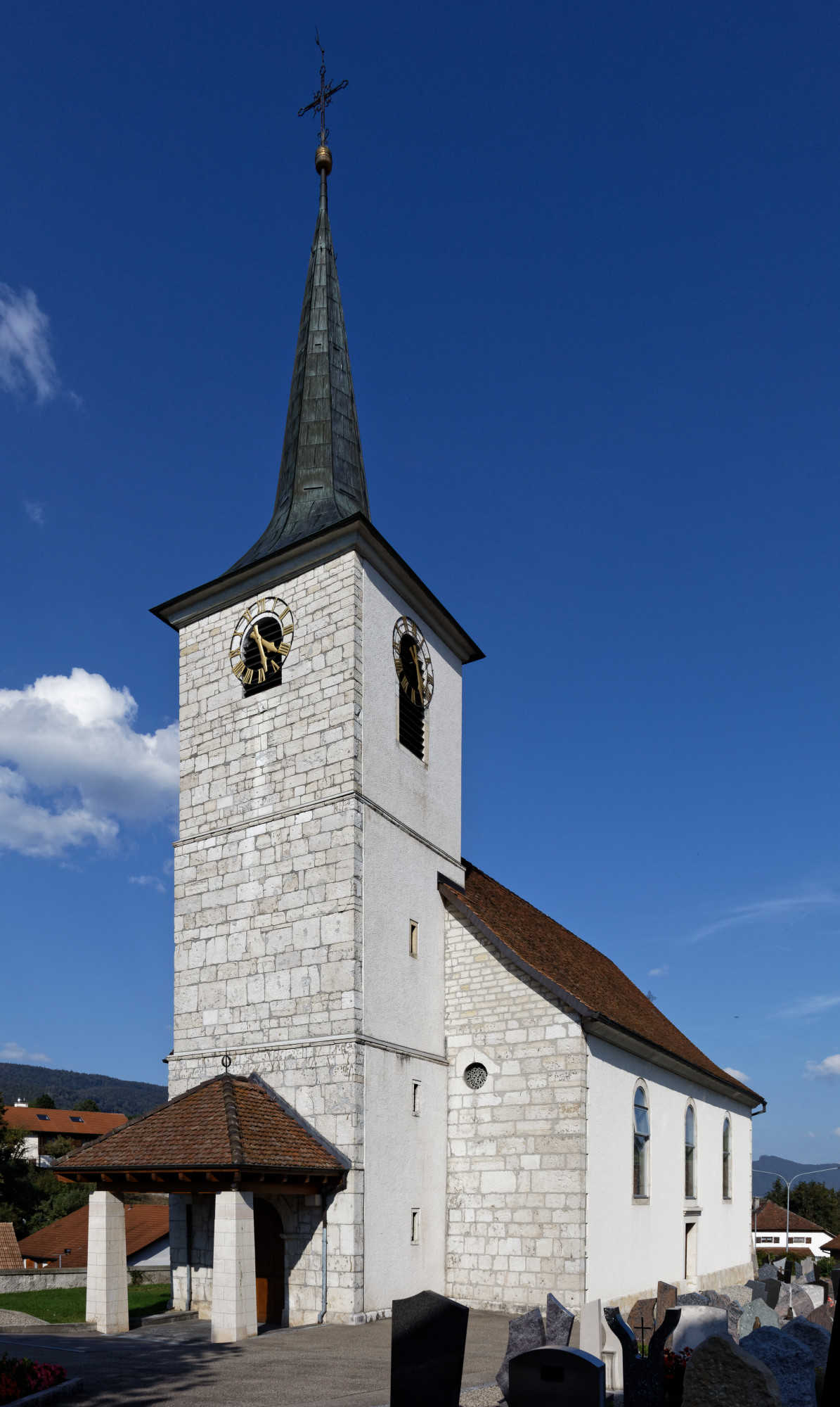 Vitraux de l’église de Develier – Delémont région